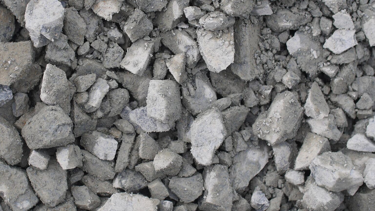 Atlas Quarries | Bulk Aggregates to build roads and commercial projects